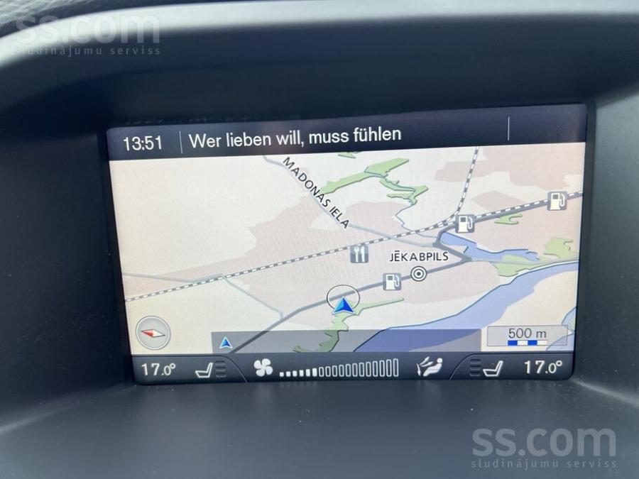 Melns Volvo V40 2012 Jēkabpils, ar dzinēja tilpumu 2.00 L un nobraukumu 201 tūkst. km par 6900 €, foto 25 vietnē AUTOMOTO.COM.LV