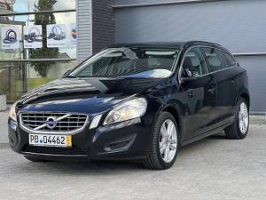 Черный Вольво В40 2012 в Екабпилс, объемом двигателя 2.00 л и пробегом 201 тыс. км за 6900 €, фото 4 на AUTOMOTO.COM.LV