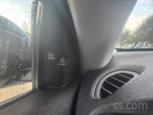 Melns Volvo V40 2012 Gulbene, ar dzinēja tilpumu 2.00 L un nobraukumu 350 tūkst. km par 7500 €, foto 8 vietnē AUTOMOTO.COM.LV