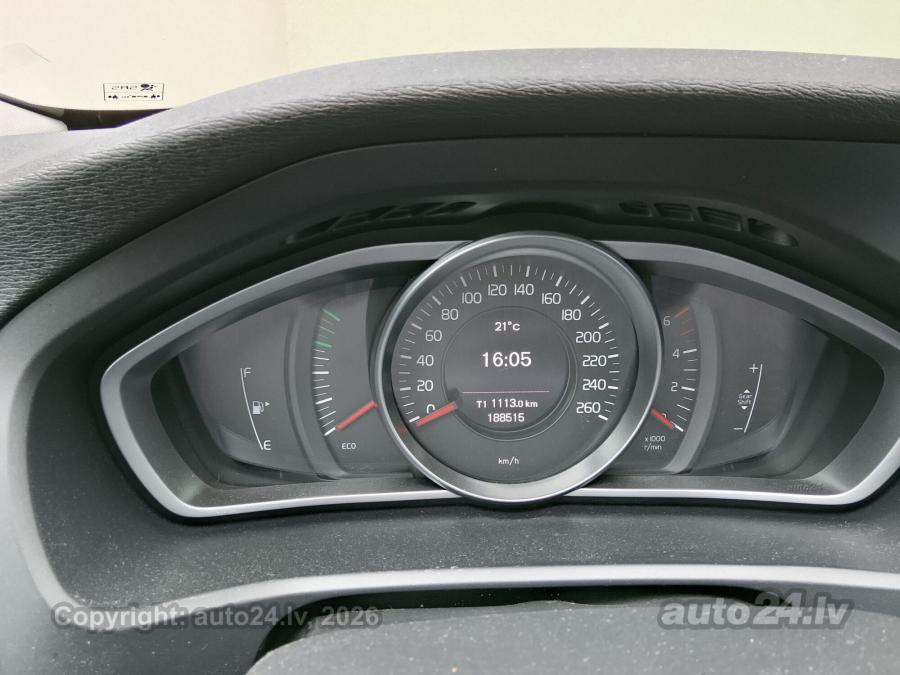 Черный Вольво В40 2012 в Таллин, объемом двигателя 1.60 л и пробегом 189 тыс. км за 6850 €, фото 9 на AUTOMOTO.COM.LV