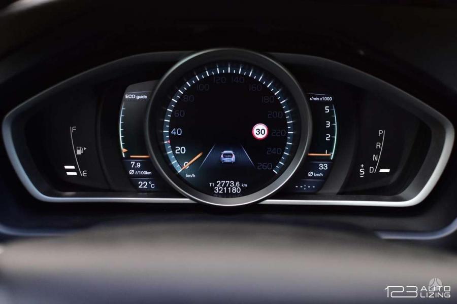 Melns Volvo V40 2012 Kretinga, ar dzinēja tilpumu 2.00 L un nobraukumu 321 tūkst. km par 7750 €, foto 26 vietnē AUTOMOTO.COM.LV