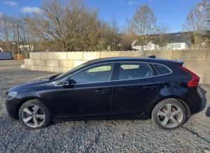 Melns Volvo V40 2013 Panevēža, ar dzinēja tilpumu 1.98 L un nobraukumu 241 tūkst. km par 6399 €, foto 3 vietnē AUTOMOTO.COM.LV
