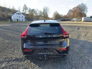 Melns Volvo V40 2013 Panevēža, ar dzinēja tilpumu 1.98 L un nobraukumu 241 tūkst. km par 6399 €, foto 5 vietnē AUTOMOTO.COM.LV