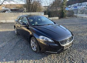 Melns Volvo V40 2013 Panevēža, ar dzinēja tilpumu 1.98 L un nobraukumu 241 tūkst. km par 6399 €, foto 8 vietnē AUTOMOTO.COM.LV