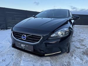 Melns Volvo V40 2013 Alīta, ar dzinēja tilpumu 1.56 L un nobraukumu 237 tūkst. km par 5350 €, foto 3 vietnē AUTOMOTO.COM.LV