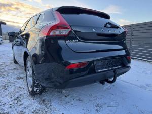 Melns Volvo V40 2013 Alīta, ar dzinēja tilpumu 1.56 L un nobraukumu 237 tūkst. km par 5350 €, foto 7 vietnē AUTOMOTO.COM.LV