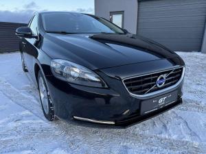 Melns Volvo V40 2013 Alīta, ar dzinēja tilpumu 1.56 L un nobraukumu 237 tūkst. km par 5350 €, foto 10 vietnē AUTOMOTO.COM.LV