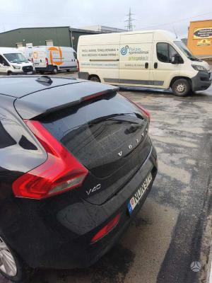 Melns Volvo V40 2013 Kauņa, ar dzinēja tilpumu 1.56 L un nobraukumu 244 tūkst. km par 5800 €, foto 18 vietnē AUTOMOTO.COM.LV