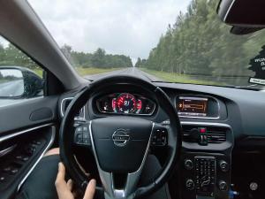 Melns Volvo V40 2013 Kauņa, ar dzinēja tilpumu 1.56 L un nobraukumu 244 tūkst. km par 5800 €, foto 20 vietnē AUTOMOTO.COM.LV