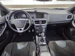 Melns Volvo V40 2013 Kauņa, ar dzinēja tilpumu 2.00 L un nobraukumu 234 tūkst. km par 6989 €, foto 13 vietnē AUTOMOTO.COM.LV