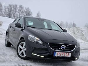 Black Volvo V40 2013 in Vilnius, with an engine capacity of 1.56 L and mileage of 267 thousand km for 5350 €, photo  on AUTOMOTO.COM.LV