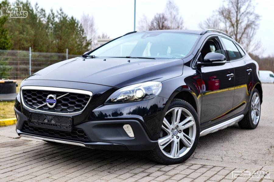 Melns Volvo V40 2013 Kretinga, ar dzinēja tilpumu 1.60 L un nobraukumu 339 tūkst. km par 6950 €, foto 1 vietnē AUTOMOTO.COM.LV