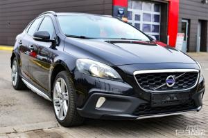 Melns Volvo V40 2013 Kretinga, ar dzinēja tilpumu 1.60 L un nobraukumu 339 tūkst. km par 6950 €, foto 4 vietnē AUTOMOTO.COM.LV