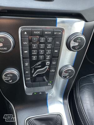 Melns Volvo V40 2013 Klaipėda, ar dzinēja tilpumu 1.60 L un nobraukumu 410 tūkst. km par 6300 €, foto 15 vietnē AUTOMOTO.COM.LV