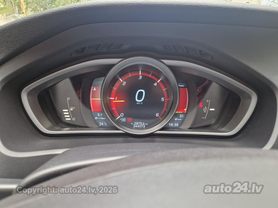 Черный Вольво В40 2013 в Таллин, объемом двигателя 1.60 л и пробегом 344 тыс. км за 5490 €, фото 21 на AUTOMOTO.COM.LV