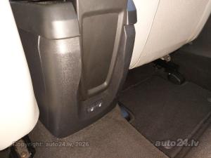 Melns Volvo V40 2013 Tallina, ar dzinēja tilpumu 1.60 L un nobraukumu 251 tūkst. km par 6700 €, foto 12 vietnē AUTOMOTO.COM.LV