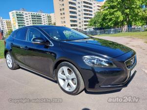 Melns Volvo V40 2013 Tallina, ar dzinēja tilpumu 1.60 L un nobraukumu 251 tūkst. km par 6700 €, foto 21 vietnē AUTOMOTO.COM.LV