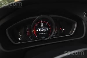 Черный Вольво В40 2013 в Елгава, объемом двигателя 1.60 л и пробегом 0 тыс. км за 6250 €, фото 10 на AUTOMOTO.COM.LV
