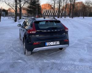 Melns Volvo V40 2013 Rīga, ar dzinēja tilpumu 1.60 L un nobraukumu 266 tūkst. km par 6150 €, foto 6 vietnē AUTOMOTO.COM.LV