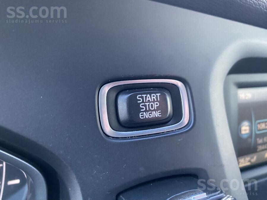 Melns Volvo V40 2013 Rīga, ar dzinēja tilpumu 1.60 L un nobraukumu 266 tūkst. km par 6150 €, foto 18 vietnē AUTOMOTO.COM.LV
