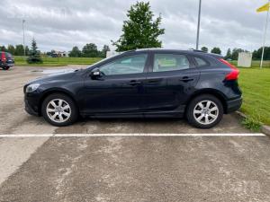 Melns Volvo V40 2013 Rīga, ar dzinēja tilpumu 1.60 L un nobraukumu 273 tūkst. km par 5950 €, foto 6 vietnē AUTOMOTO.COM.LV