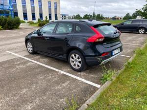 Melns Volvo V40 2013 Rīga, ar dzinēja tilpumu 1.60 L un nobraukumu 273 tūkst. km par 5950 €, foto 7 vietnē AUTOMOTO.COM.LV