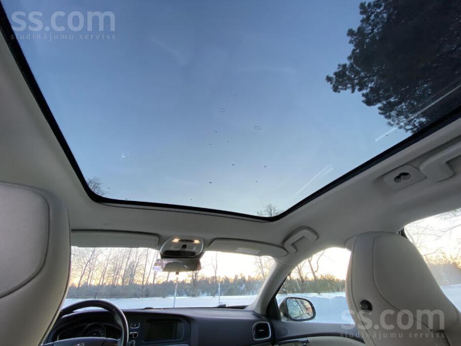 Melns Volvo V40 2013 Rīga, ar dzinēja tilpumu 1.60 L un nobraukumu 266 tūkst. km par 5900 €, foto 14 vietnē AUTOMOTO.COM.LV