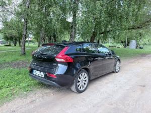 Melns Volvo V40 2013 Rīga, ar dzinēja tilpumu 1.60 L un nobraukumu 236 tūkst. km par 4950 €, foto 7 vietnē AUTOMOTO.COM.LV