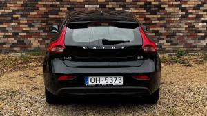 Melns Volvo V40 2013 Rīga, ar dzinēja tilpumu 1.60 L un nobraukumu 259 tūkst. km par 5400 €, foto 7 vietnē AUTOMOTO.COM.LV