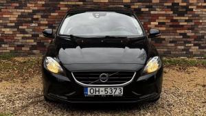 Melns Volvo V40 2013 Rīga, ar dzinēja tilpumu 1.60 L un nobraukumu 259 tūkst. km par 5400 €, foto 9 vietnē AUTOMOTO.COM.LV