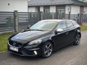 Black Volvo V40 2013 in Jelgava, with an engine capacity of 1.60 L and mileage of 317 thousand km for 6550 €, photo 20 on AUTOMOTO.COM.LV