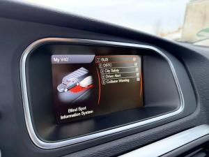 Melns Volvo V40 2013 Rīga, ar dzinēja tilpumu 2.00 L un nobraukumu 234 tūkst. km par 8995 €, foto 12 vietnē AUTOMOTO.COM.LV