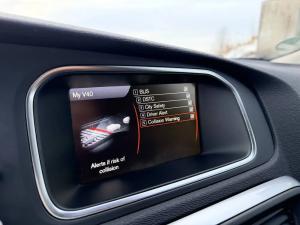 Melns Volvo V40 2013 Rīga, ar dzinēja tilpumu 2.00 L un nobraukumu 234 tūkst. km par 8995 €, foto 13 vietnē AUTOMOTO.COM.LV