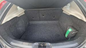 Black Volvo V40 2013 in Kaunas, with an engine capacity of 1.60 L and mileage of 257 thousand km for 7900 €, photo 9 on AUTOMOTO.COM.LV