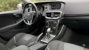 Melns Volvo V40 2013 Ukmergė, ar dzinēja tilpumu 1.98 L un nobraukumu 290 tūkst. km par 6900 €, foto 15 vietnē AUTOMOTO.COM.LV