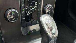 Melns Volvo V40 2013 Ukmergė, ar dzinēja tilpumu 1.98 L un nobraukumu 290 tūkst. km par 6900 €, foto 21 vietnē AUTOMOTO.COM.LV