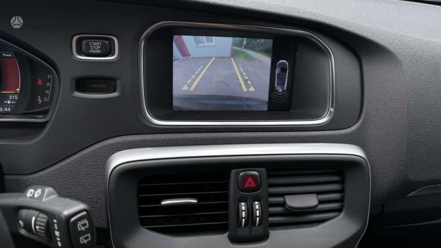 Melns Volvo V40 2013 Ukmergė, ar dzinēja tilpumu 1.98 L un nobraukumu 290 tūkst. km par 6900 €, foto 24 vietnē AUTOMOTO.COM.LV