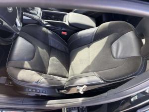 Black Volvo V40 2013 in Radviliskis, with an engine capacity of 1.98 L and mileage of 270 thousand km for 7750 €, photo 13 on AUTOMOTO.COM.LV