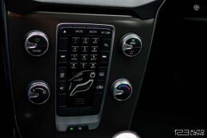 Black Volvo V40 2013 in Kretinga, with an engine capacity of 1.60 L and mileage of 167 thousand km for 5999 €, photo 21 on AUTOMOTO.COM.LV