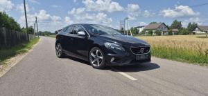 Black Volvo V40 2013 in Kaunas, with an engine capacity of 1.56 L and mileage of 329 thousand km for 4399 €, photo  on AUTOMOTO.COM.LV