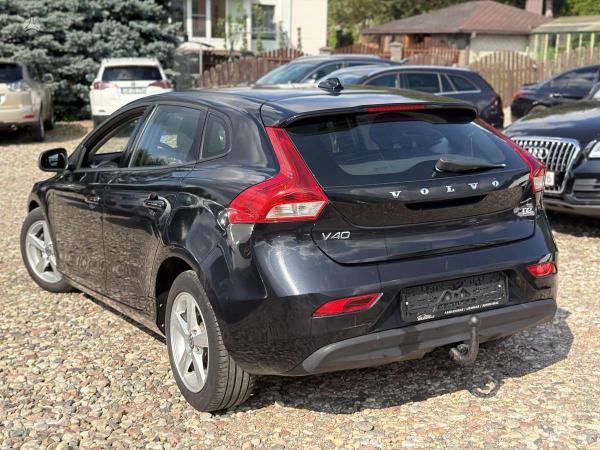 Melns Volvo V40 2013 Utena, ar dzinēja tilpumu 1.56 L un nobraukumu 275 tūkst. km par 4590 €, foto 4 vietnē AUTOMOTO.COM.LV