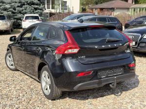 Melns Volvo V40 2013 Utena, ar dzinēja tilpumu 1.56 L un nobraukumu 275 tūkst. km par 4590 €, foto 5 vietnē AUTOMOTO.COM.LV