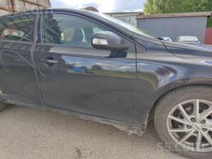Melns Volvo V40 2013 Rīga, ar dzinēja tilpumu 1.60 L un nobraukumu 337 tūkst. km par 2240 €, foto 8 vietnē AUTOMOTO.COM.LV