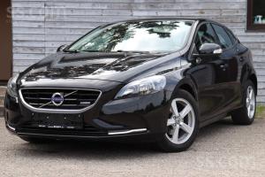 Melns Volvo V40 2013 Valka, ar dzinēja tilpumu 1.60 L un nobraukumu 289 tūkst. km par 5500 €, foto  vietnē AUTOMOTO.COM.LV