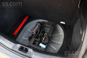 Melns Volvo V40 2013 Valka, ar dzinēja tilpumu 1.60 L un nobraukumu 289 tūkst. km par 5500 €, foto 13 vietnē AUTOMOTO.COM.LV