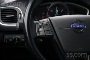 Melns Volvo V40 2013 Valka, ar dzinēja tilpumu 1.60 L un nobraukumu 289 tūkst. km par 5500 €, foto 17 vietnē AUTOMOTO.COM.LV