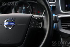 Melns Volvo V40 2013 Valka, ar dzinēja tilpumu 1.60 L un nobraukumu 289 tūkst. km par 5500 €, foto 18 vietnē AUTOMOTO.COM.LV