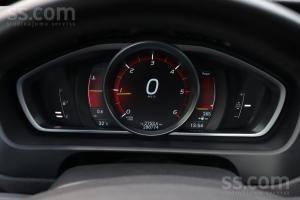 Melns Volvo V40 2013 Valka, ar dzinēja tilpumu 1.60 L un nobraukumu 289 tūkst. km par 5500 €, foto 25 vietnē AUTOMOTO.COM.LV
