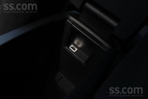 Melns Volvo V40 2013 Valka, ar dzinēja tilpumu 1.60 L un nobraukumu 289 tūkst. km par 5500 €, foto 26 vietnē AUTOMOTO.COM.LV