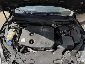 Black Volvo V40 2013 in Alytus, with an engine capacity of 1.60 L and mileage of 294 thousand km for 4050 €, photo 25 on AUTOMOTO.COM.LV